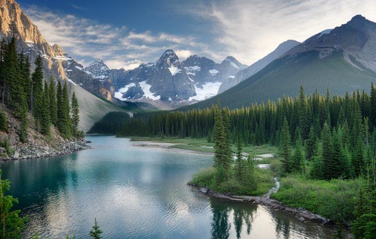 Top 10 Family-Friendly Discount Destinations Across Canada